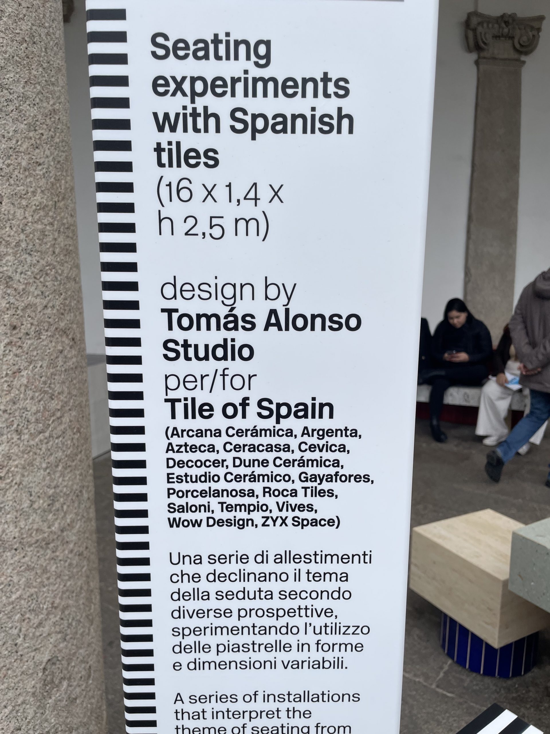 Roca Tiles participa en la instalación de Tile of Spain en la Semana ...